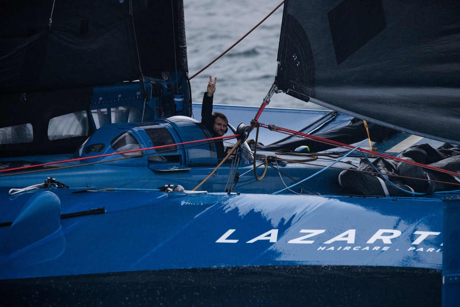 Le Trimaran SVR-Lazartigue s’est élancé à la conquête du Trophée Jules ...